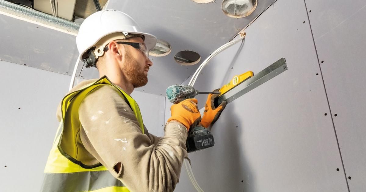 Step by step: NVHR insulation