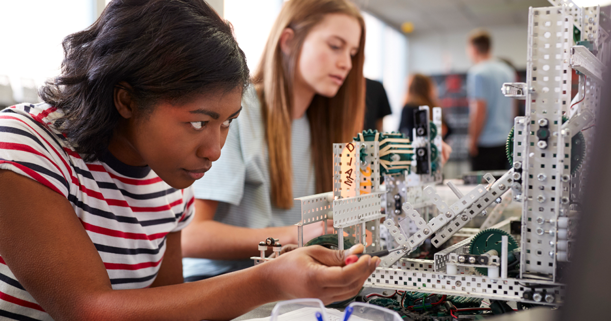 Inquiry launched to investigate decline in engineering apprenticeships